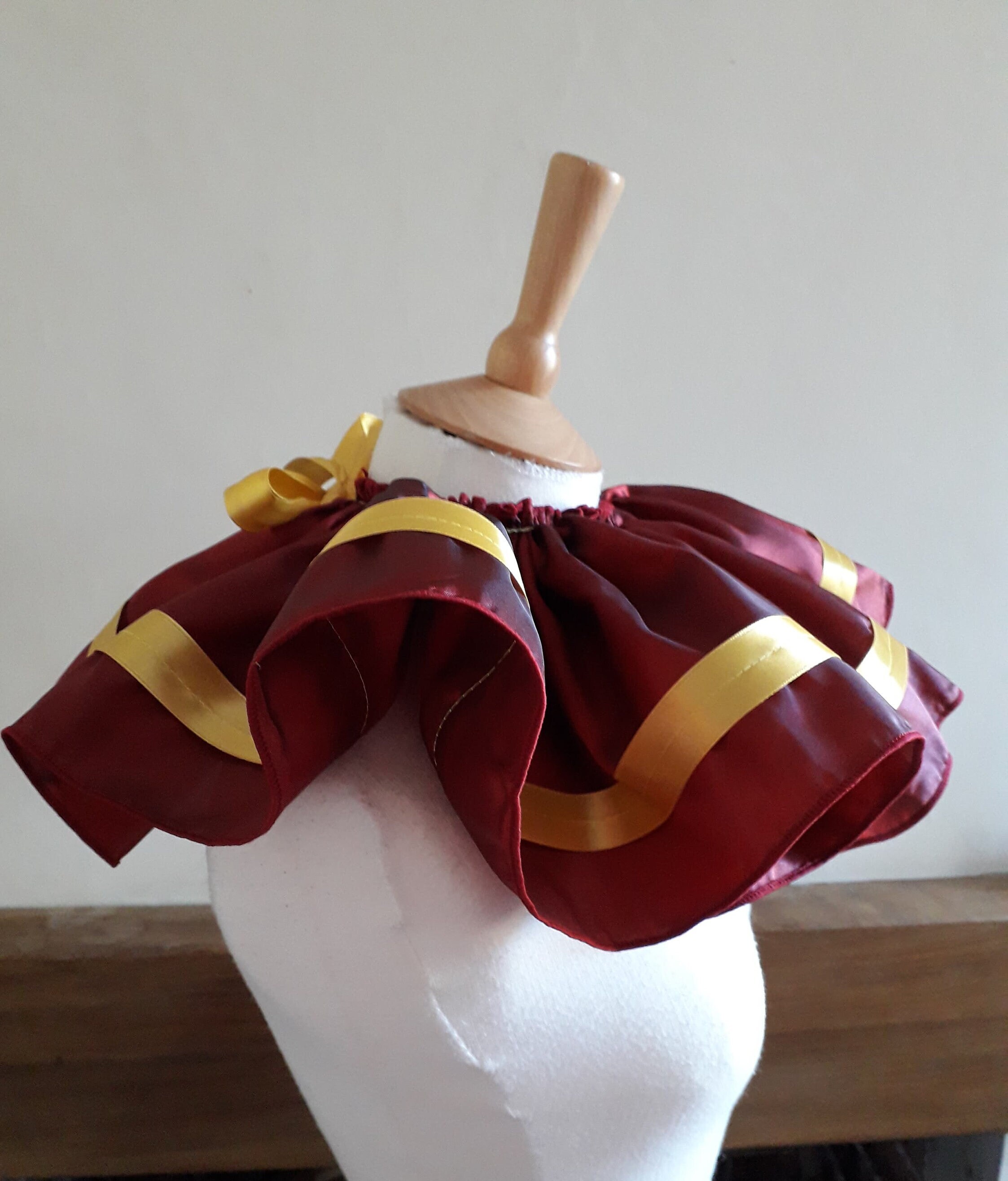 Darker Red Taffeta Gold Ribbon Sundrop Cosplay FNAF Vintage - Etsy