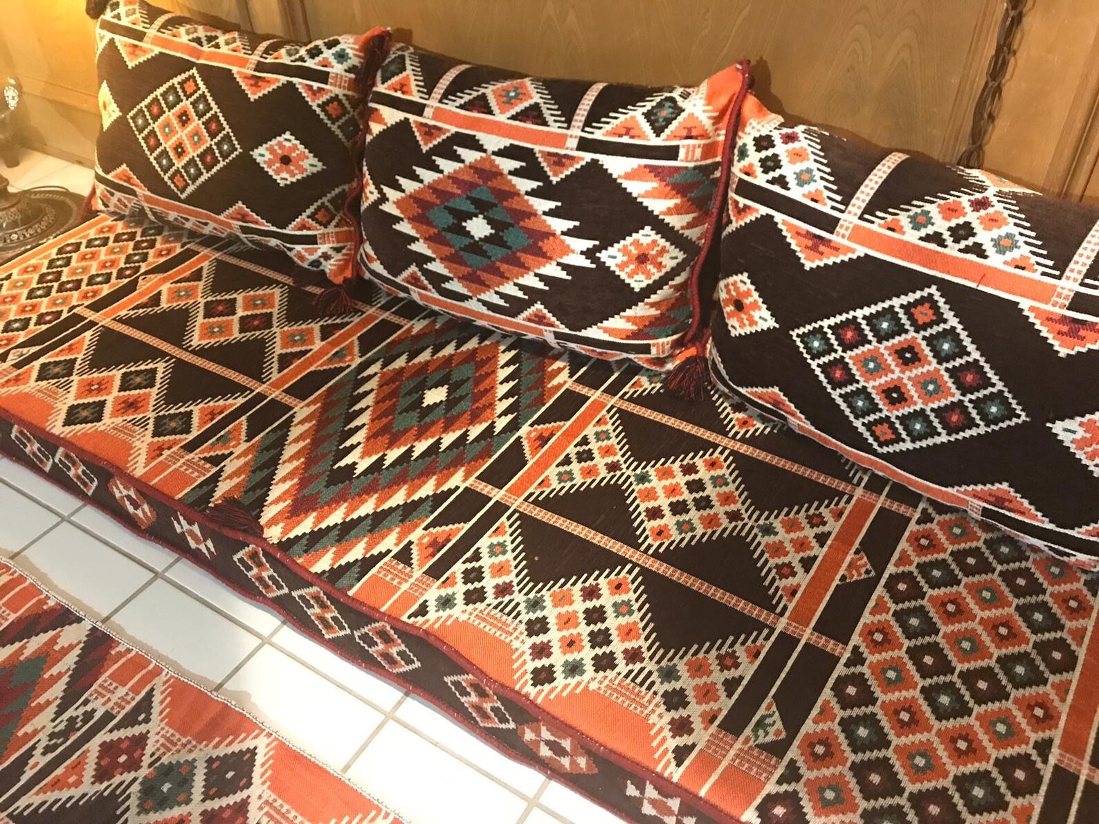 Arabesque Tulip Arabic Diwan Majlis Jalsa Floor Seating Sofa 2 | Etsy