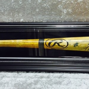 Premium Wall Mount Baseball Bat Display Case, for Horizontal or ...