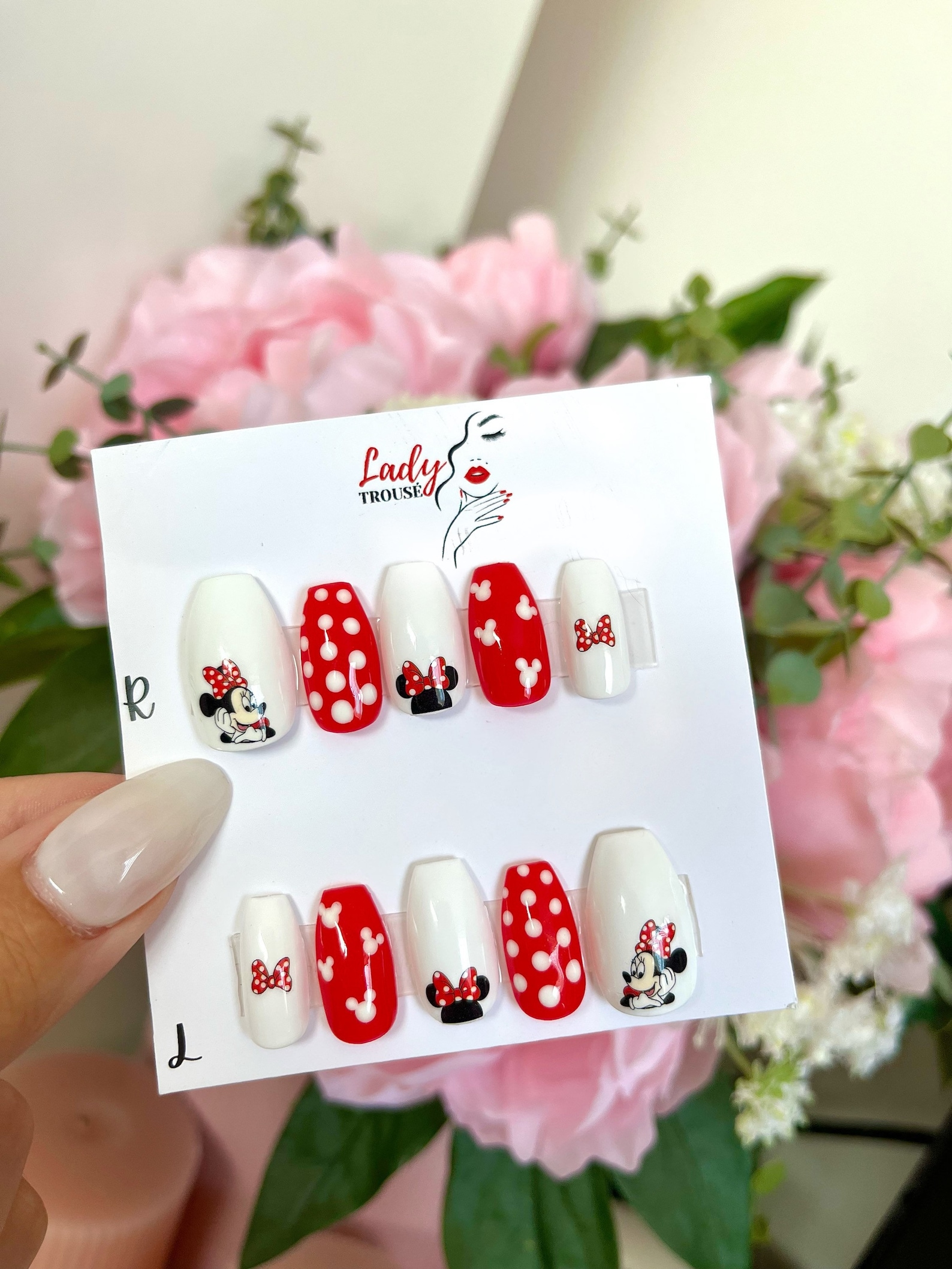 Minnie Mouse Disney Stick on Nails Press on Disney Nails - Etsy UK