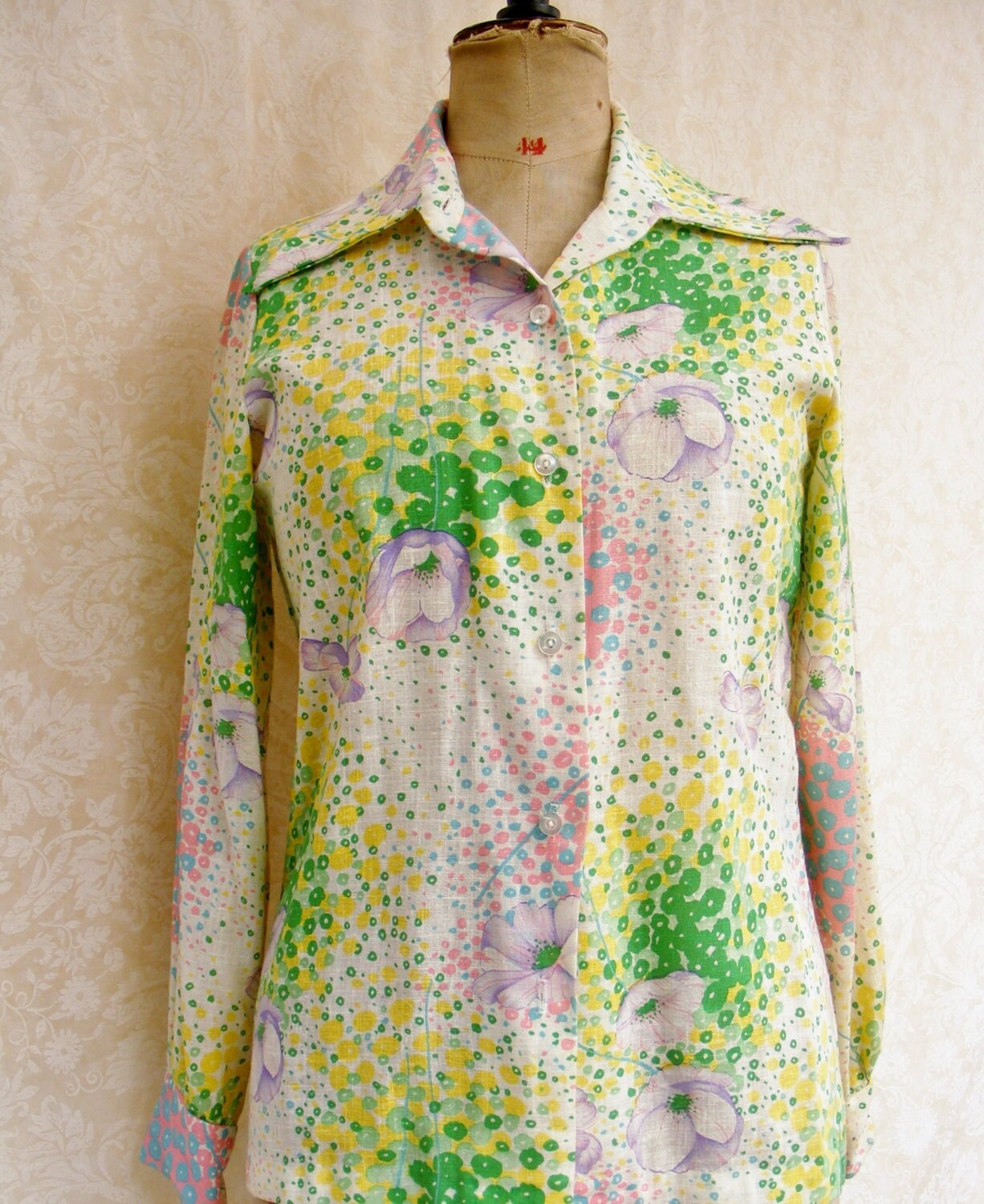 1960s Beeline Blouse - Bright Green and Yellow Floral Motif With ...