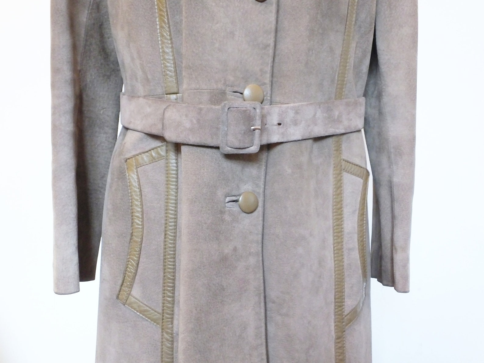 1970s French Suede Taupe Overcoat With Fox Fur Collar, Padded Lining ...