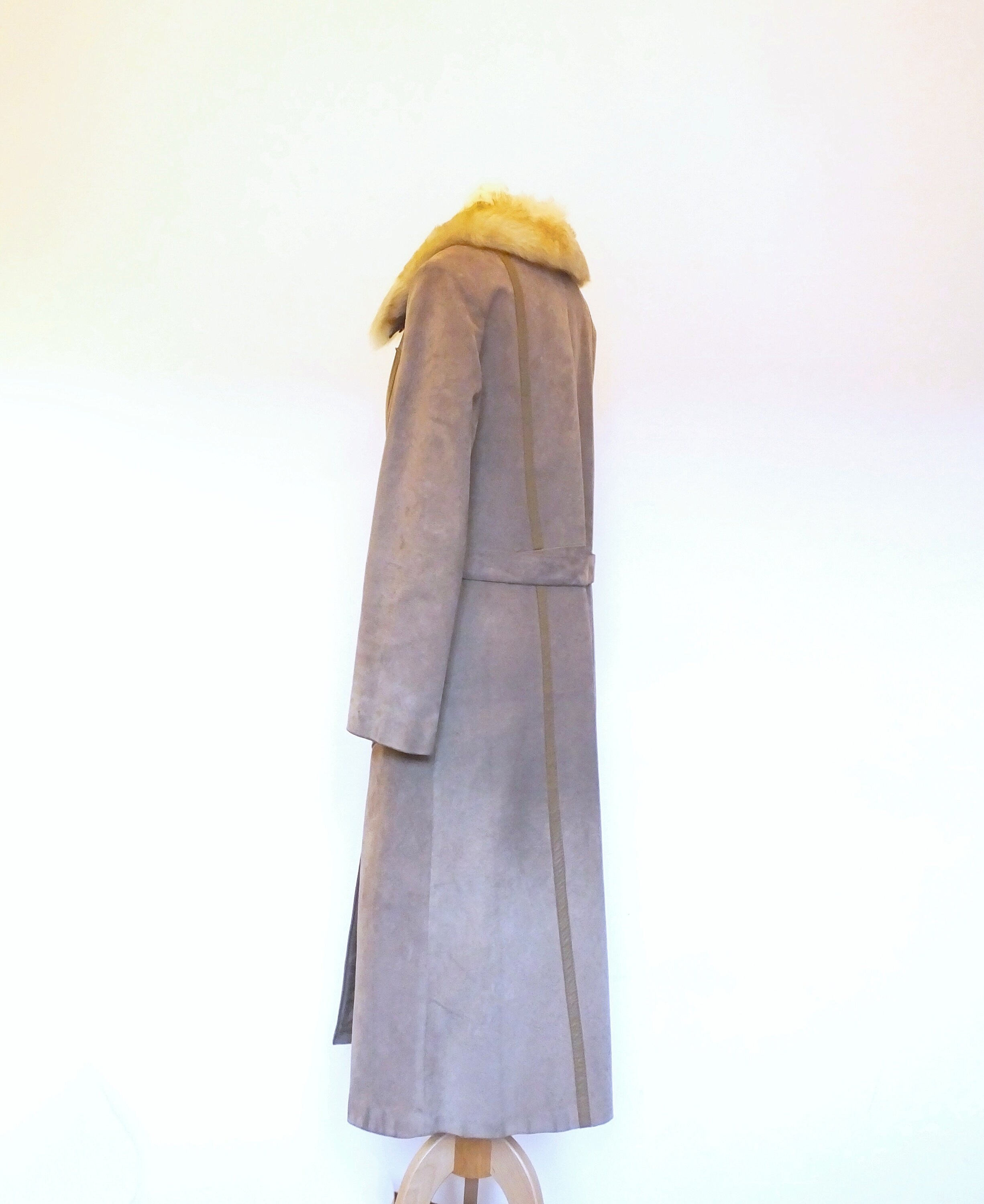 1970s French Suede Taupe Overcoat With Fox Fur Collar, Padded Lining ...
