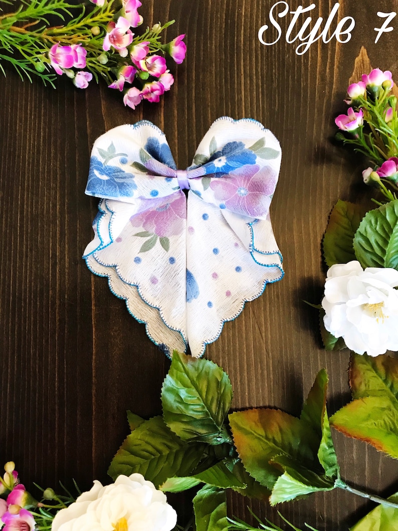 Vintage Handkerchief Bow: Floral Scallop Sailor Style - Etsy