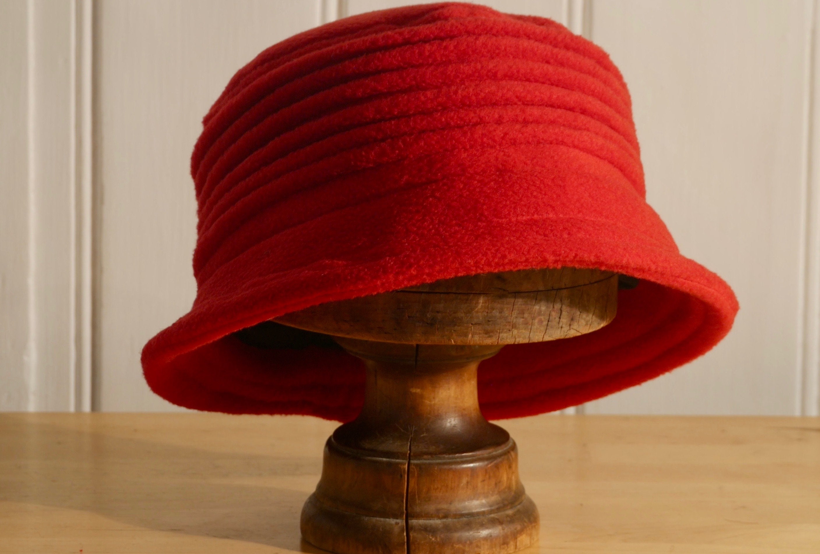 Scarlet Red Fleece Cloche Hat Red Winter Hat Mother's - Etsy