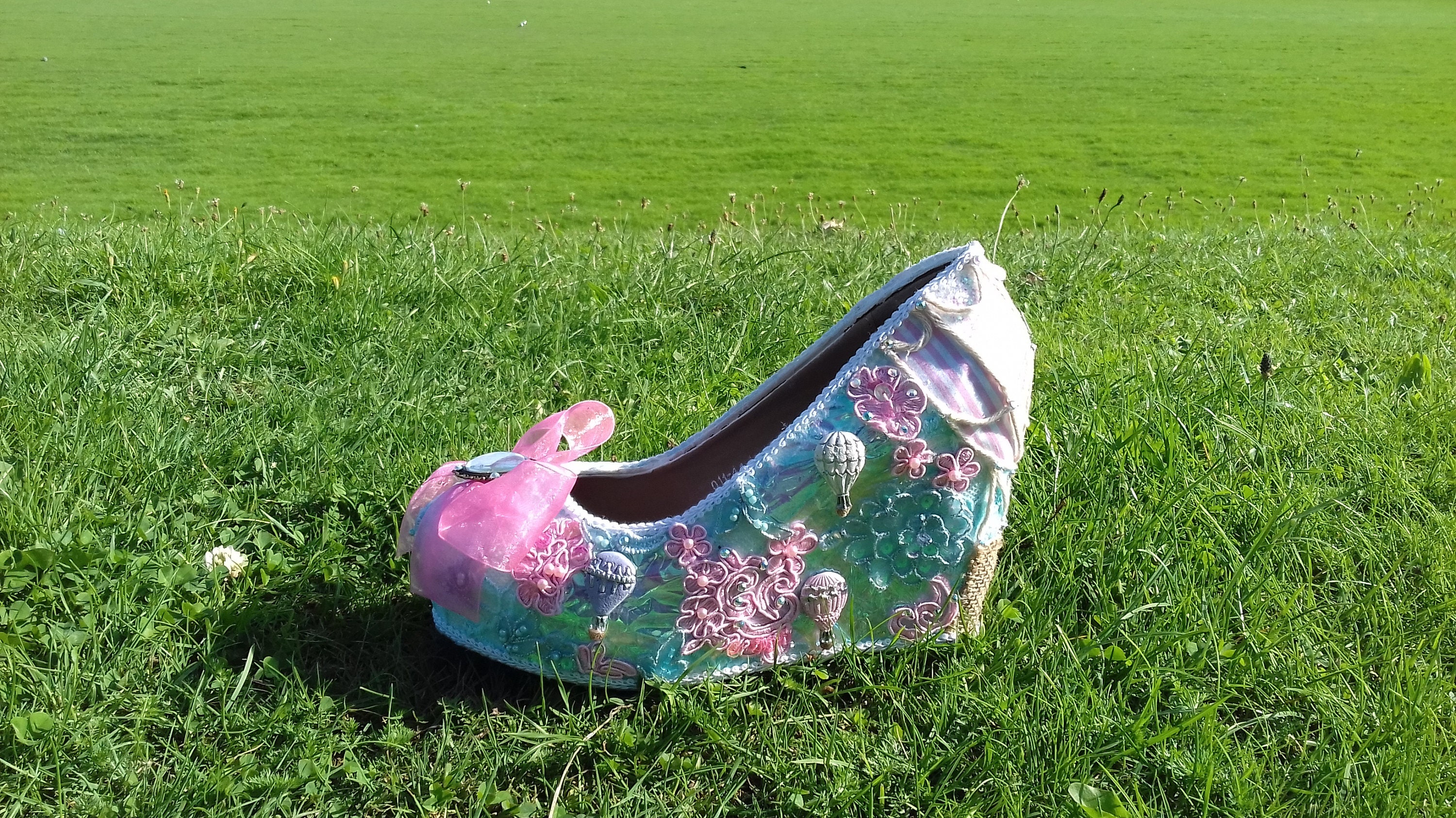 Skyward Hot Air Balloon Heels Pink Blue White Vintage Wedge - Etsy UK