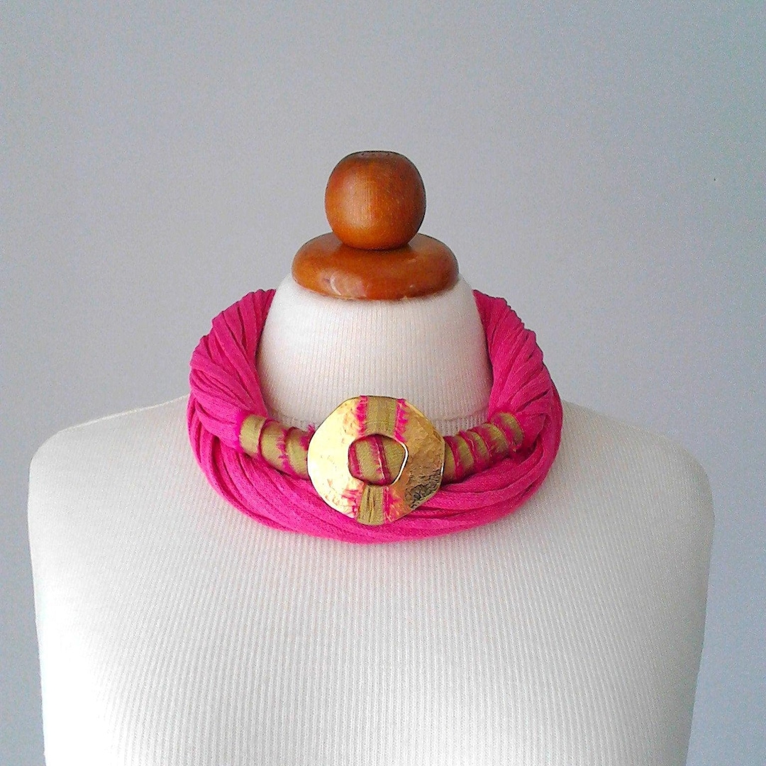 Hot Pink Necklace Hot Pink Statement Necklace Fuchsia Necklace Magenta