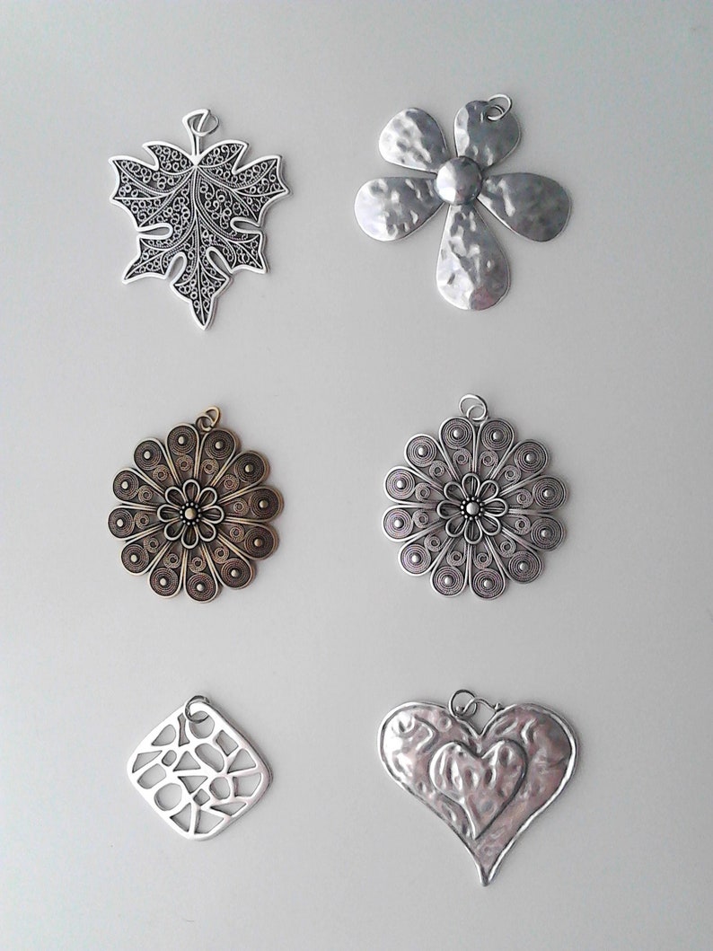 Handmade Brass Flower Pendant Choker: Minimalist Silver Tone Necklace ...