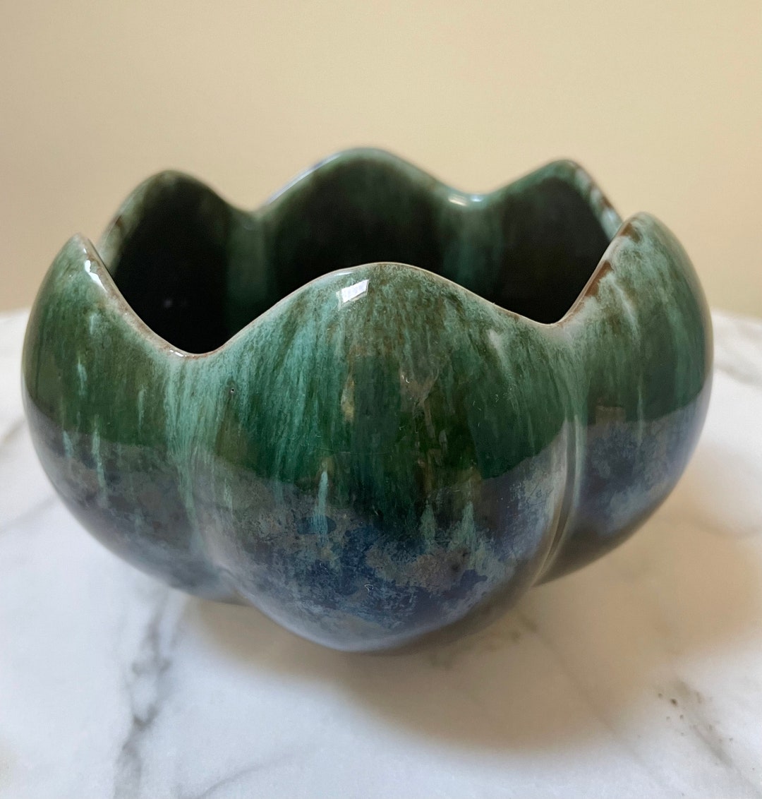 Cute Green Majolica Bowel - Etsy