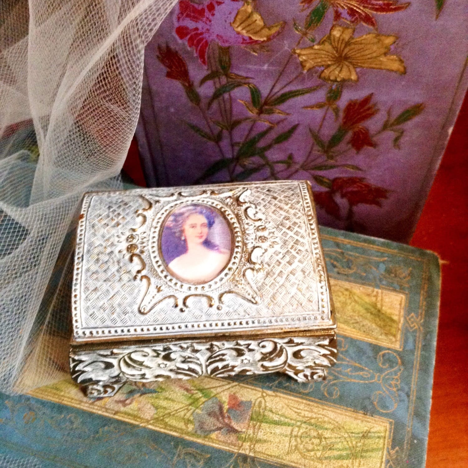 Beautiful Antique Cameo Jewelry Box - Etsy