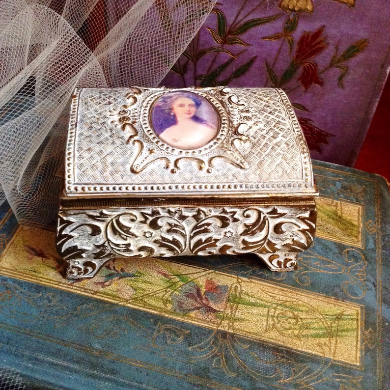 Beautiful Antique Cameo Jewelry Box - Etsy
