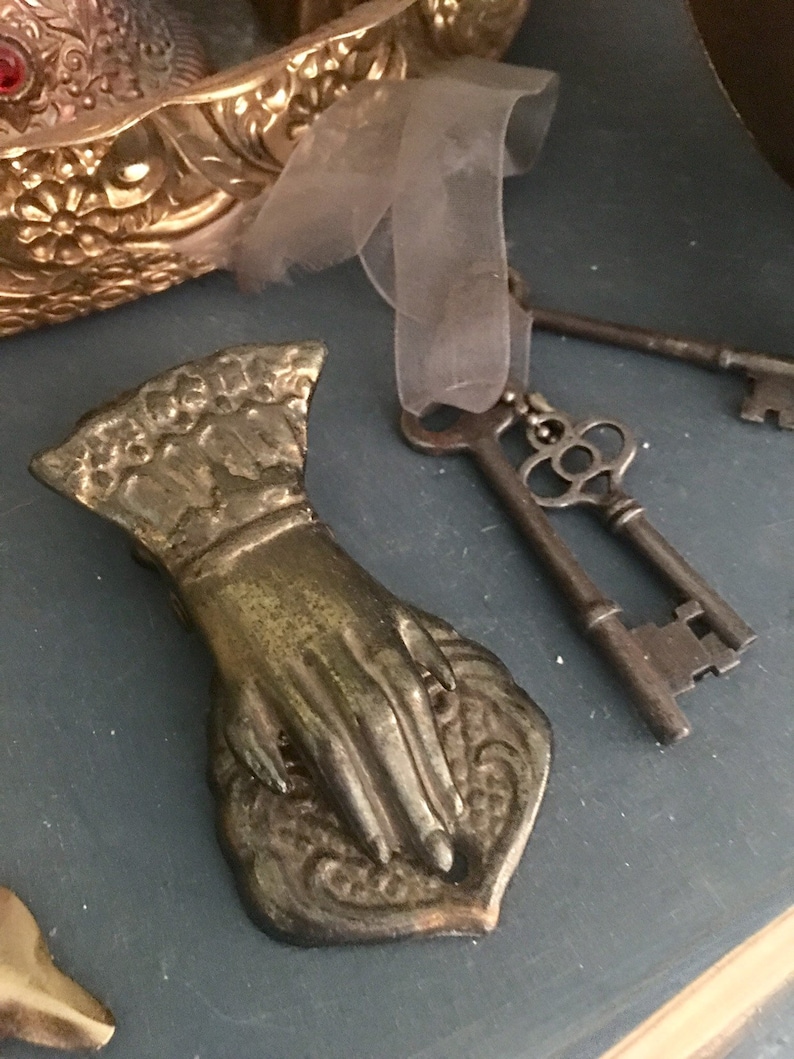 Antique Victorian Hand Clip - Etsy