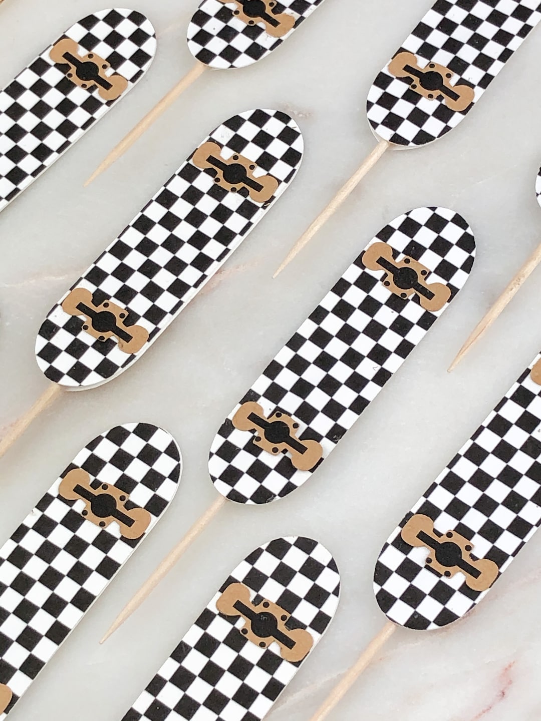 Skateboard Cupcake Toppers: Checkered Skater Party Decor - Set of 12 - Etsy