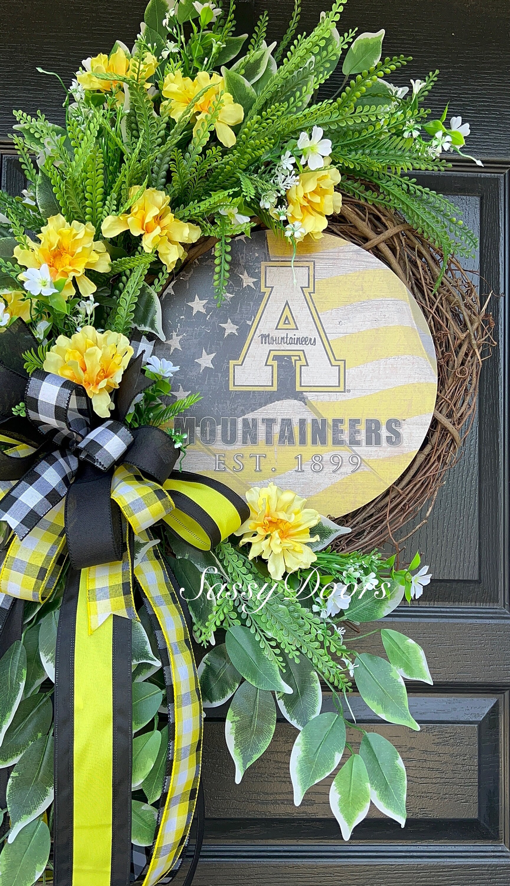 College Wreath- Appalachian State University- North Carolina University ...