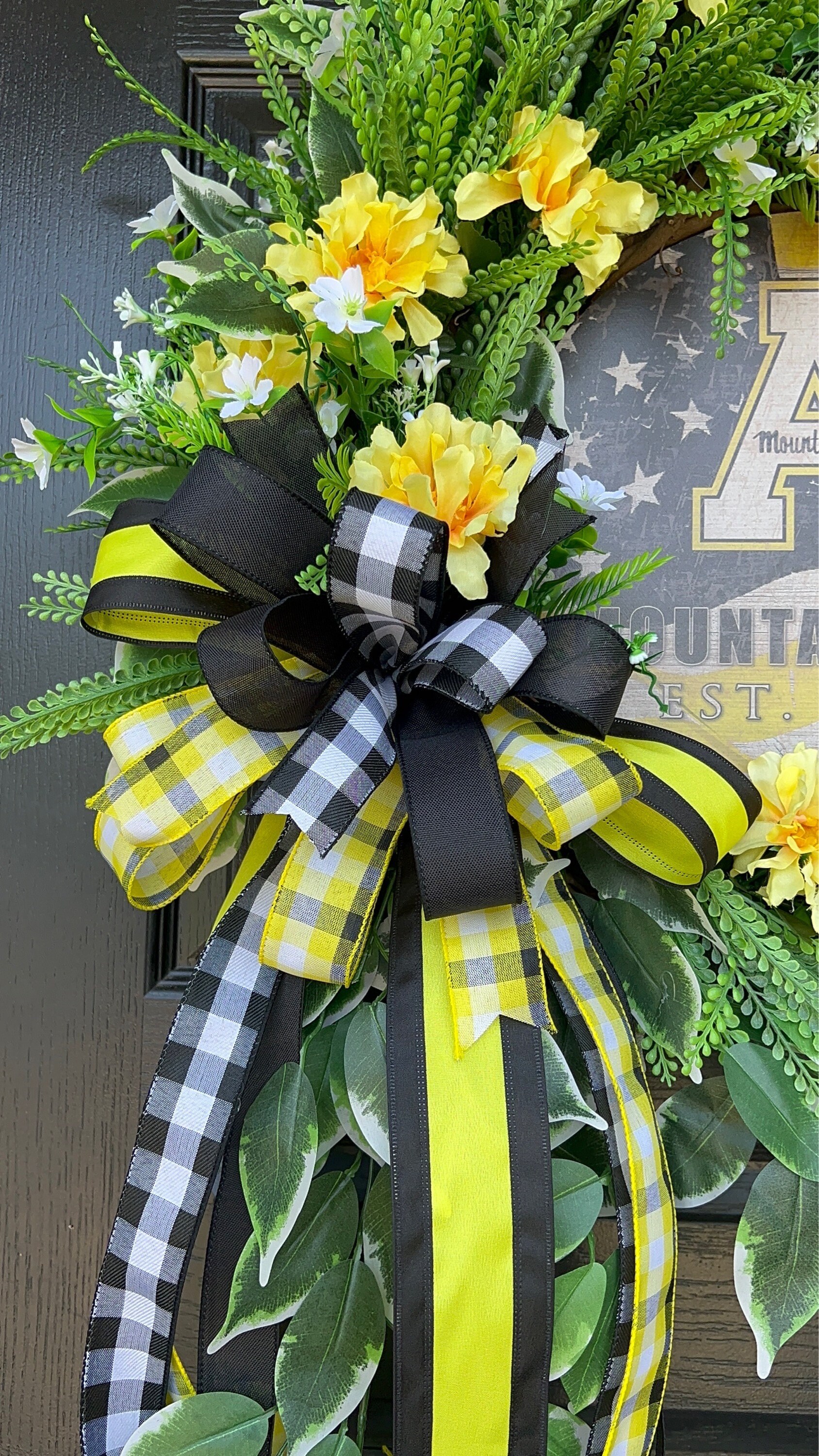 College Wreath- Appalachian State University- North Carolina University ...