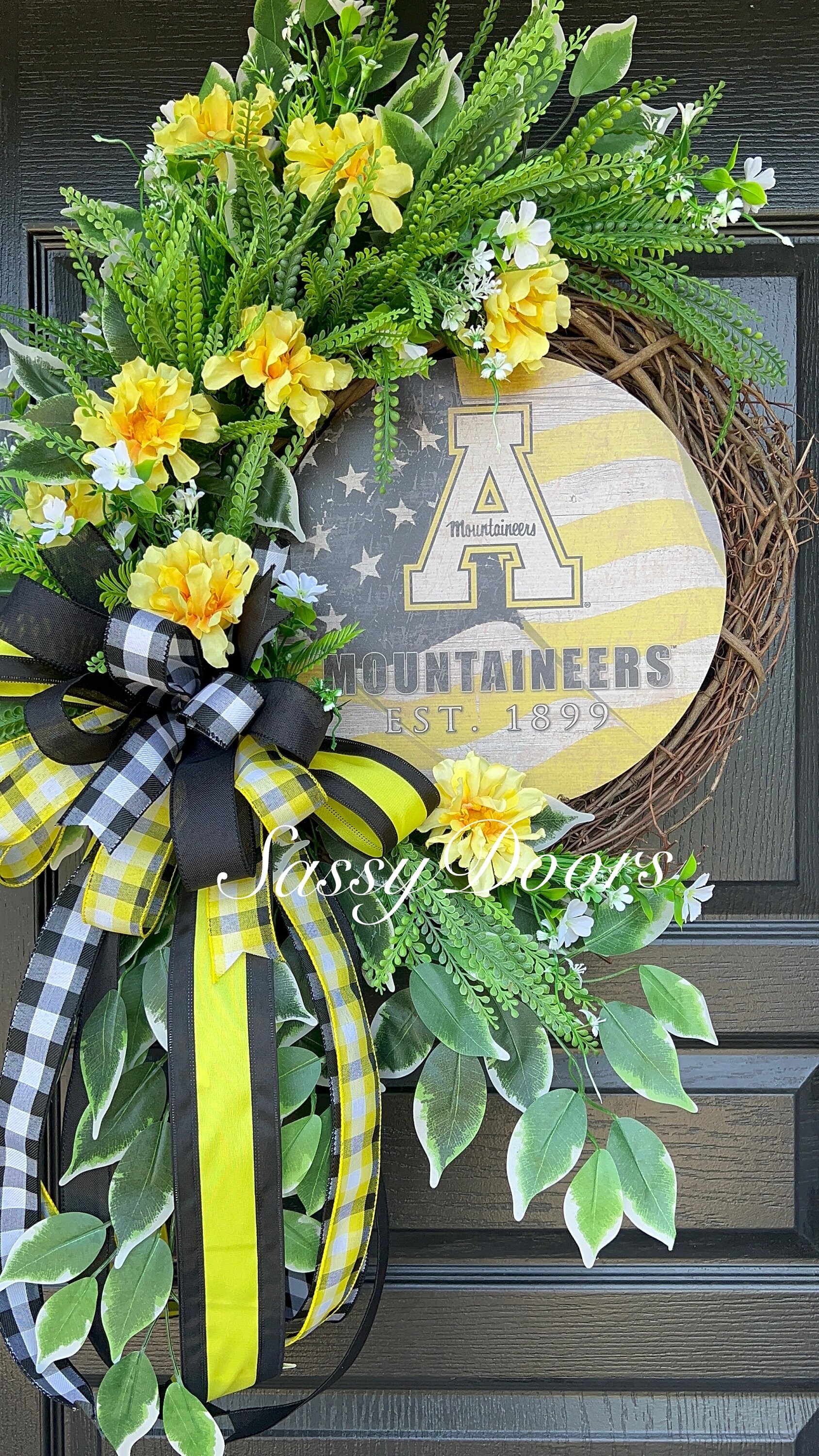 College Wreath- Appalachian State University- North Carolina University ...