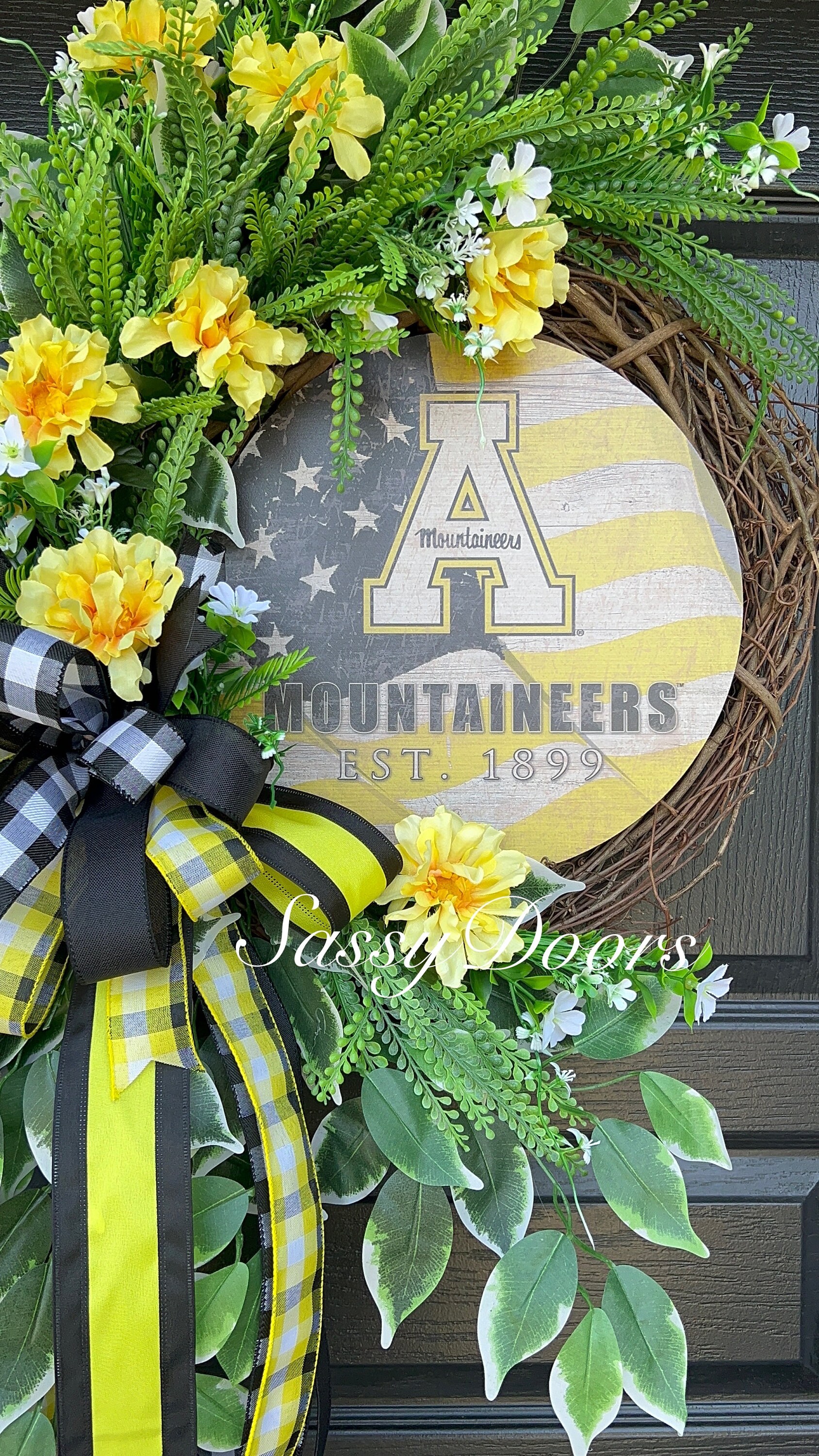 College Wreath- Appalachian State University- North Carolina University ...