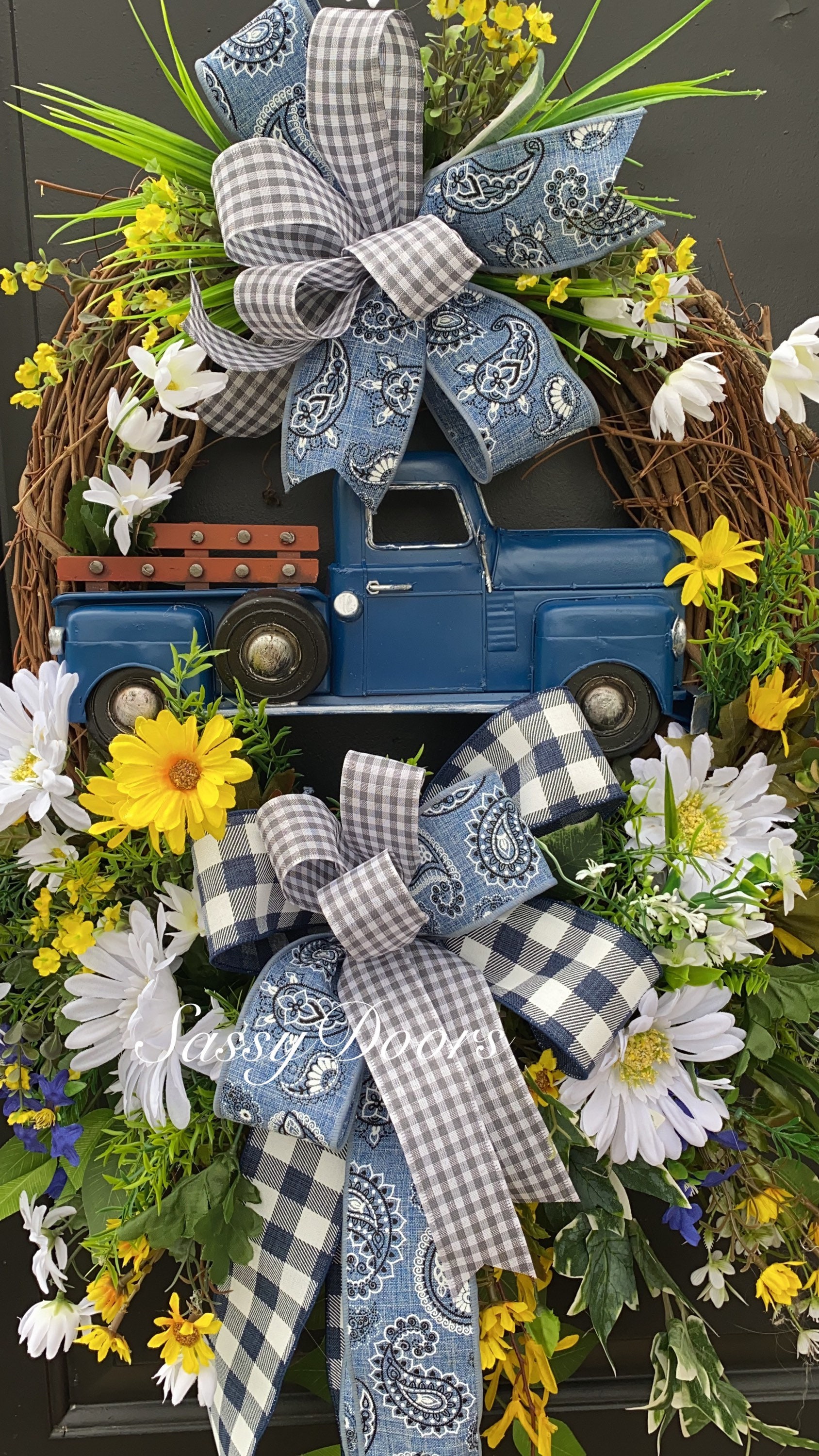 Spring Truck Wreaths, Vintage Truck Wreath, Truck Wreaths