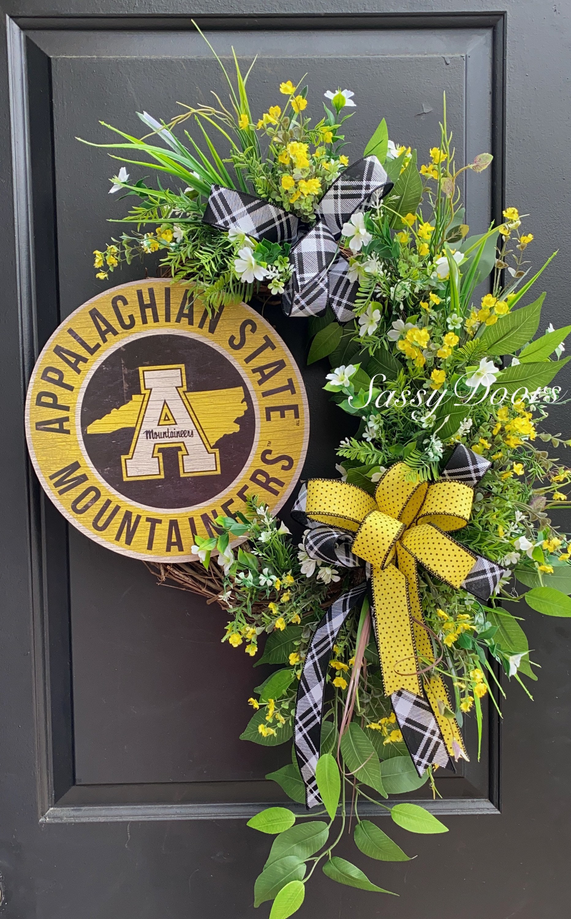 College Wreath- Appalachian State University- North Carolina University ...