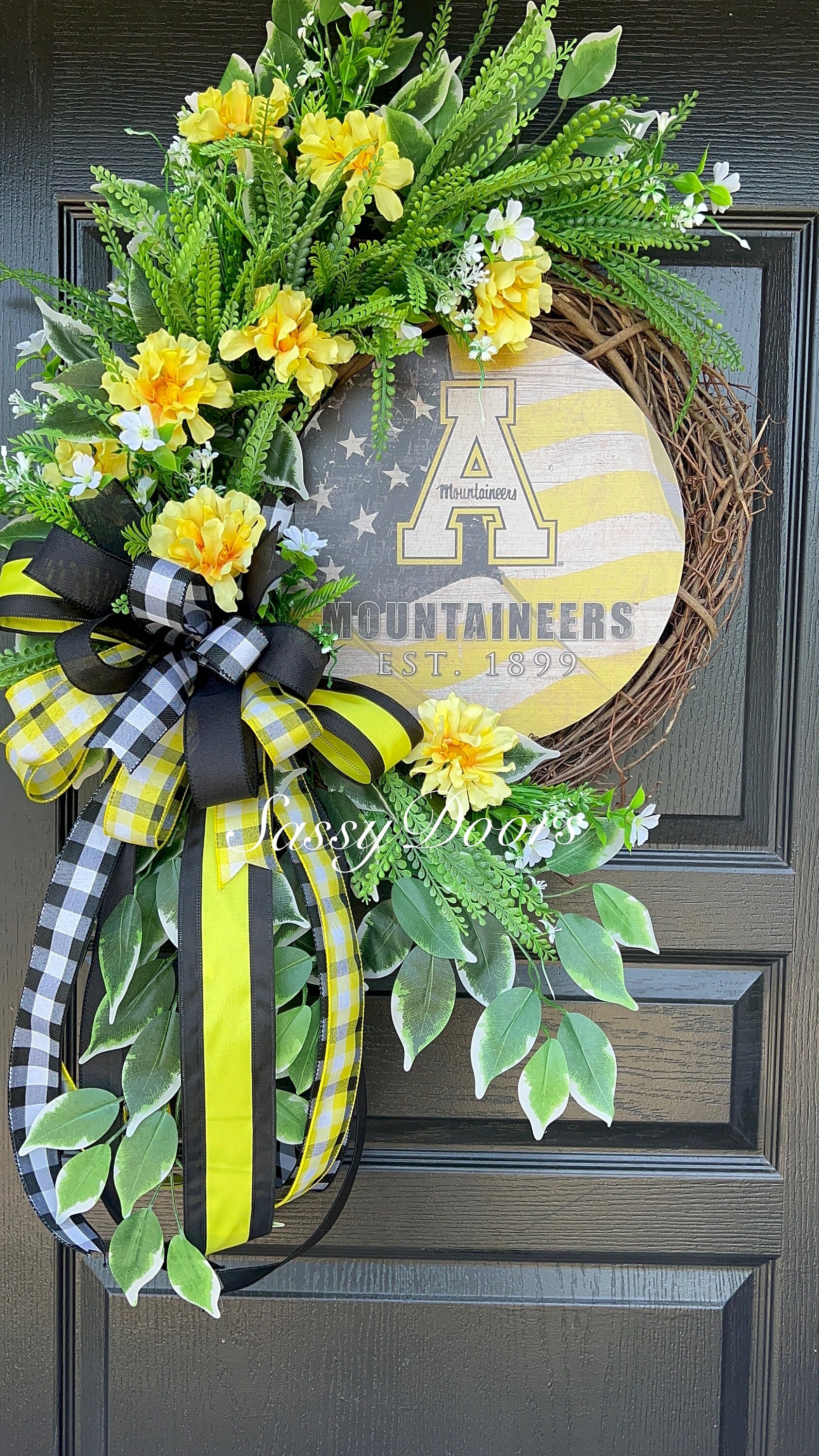 College Wreath- Appalachian State University- North Carolina University ...