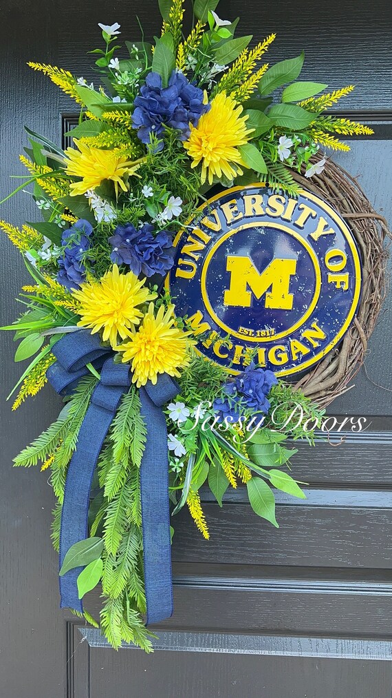 Welcome [www.sassydoorswreaths.com]