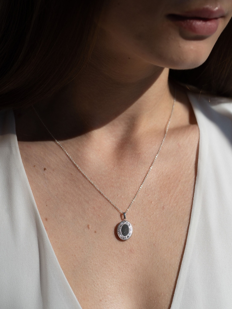 Poppy Locket Necklace, Birth Month Flower Necklace, Poppy Necklace ...