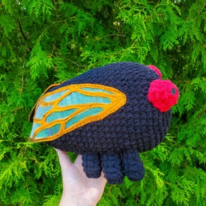 Simple Chonky Crochet Cicada Pattern, Beginner Friendly, Super Bulky ...