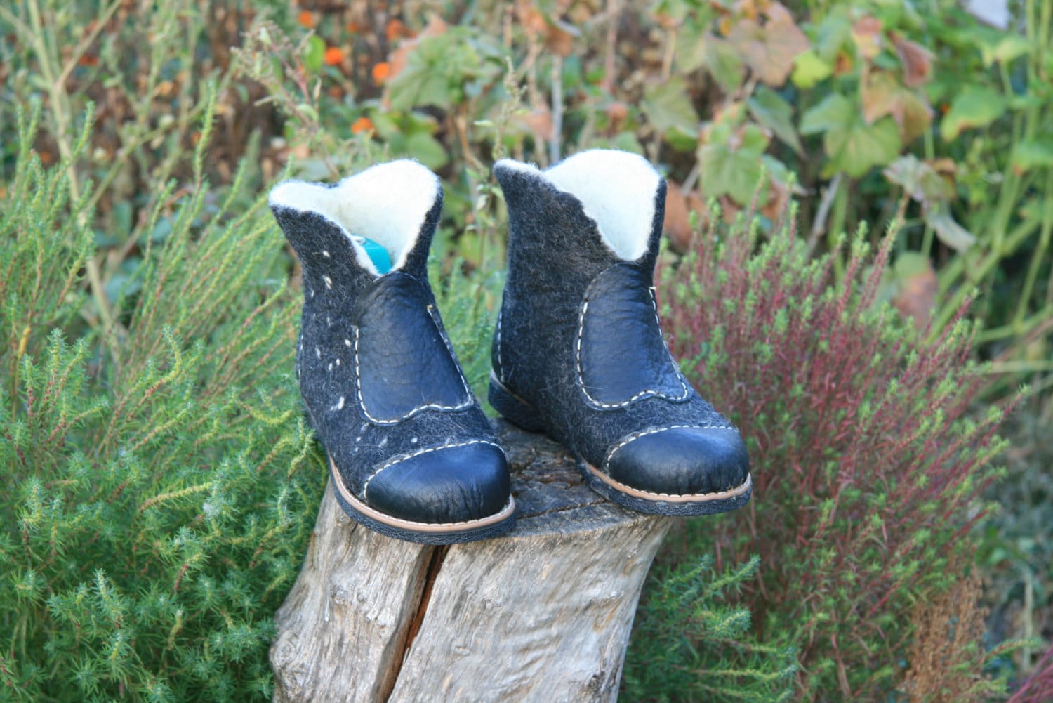 Women Shoes, Felted Wool Slippers Snowball / Wine / Burgundy / Ruby ...