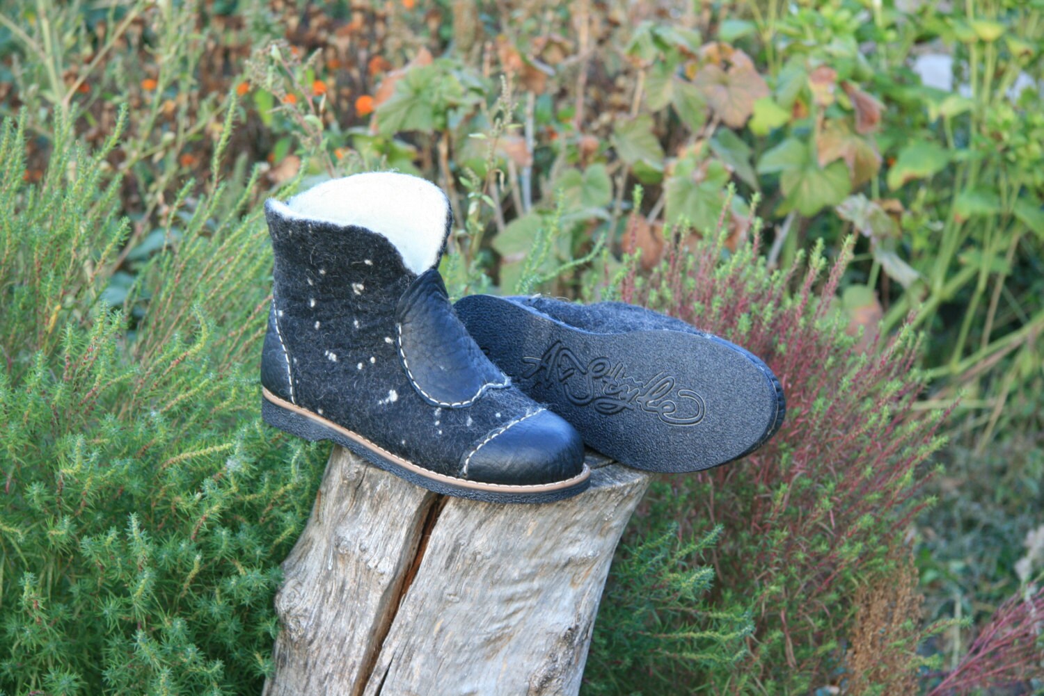 Women Shoes, Felted Wool Slippers Snowball / Wine / Burgundy / Ruby ...