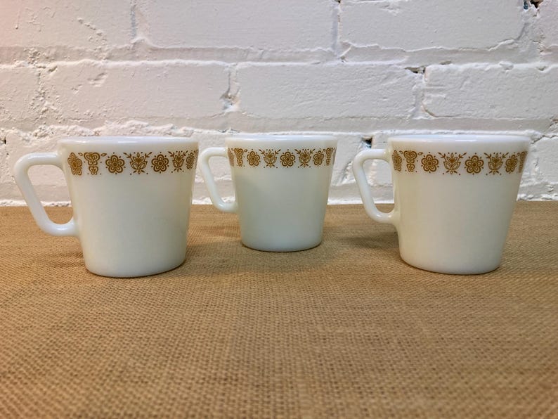 Assorted Vintage Pyrex Mugs Gravy Bowl - Butterfly Gold - Etsy