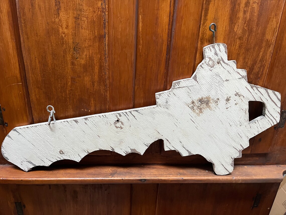 Old Wood Key Sign entrance - Etsy