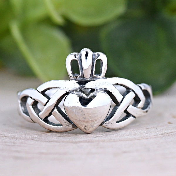 Claddagh - Etsy