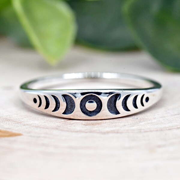 Moon Ring - Etsy