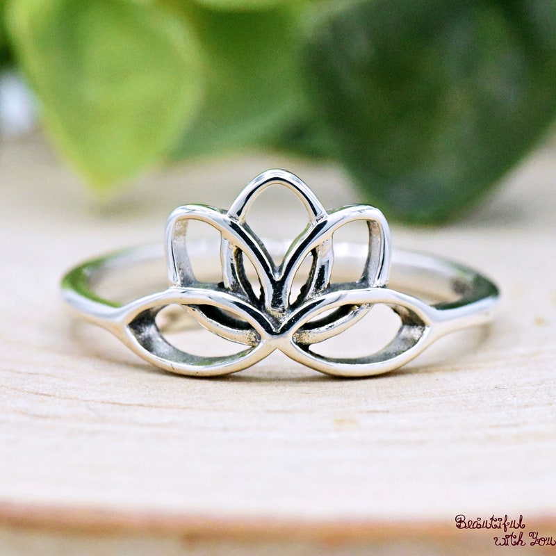Lotus Flower Ring - Etsy
