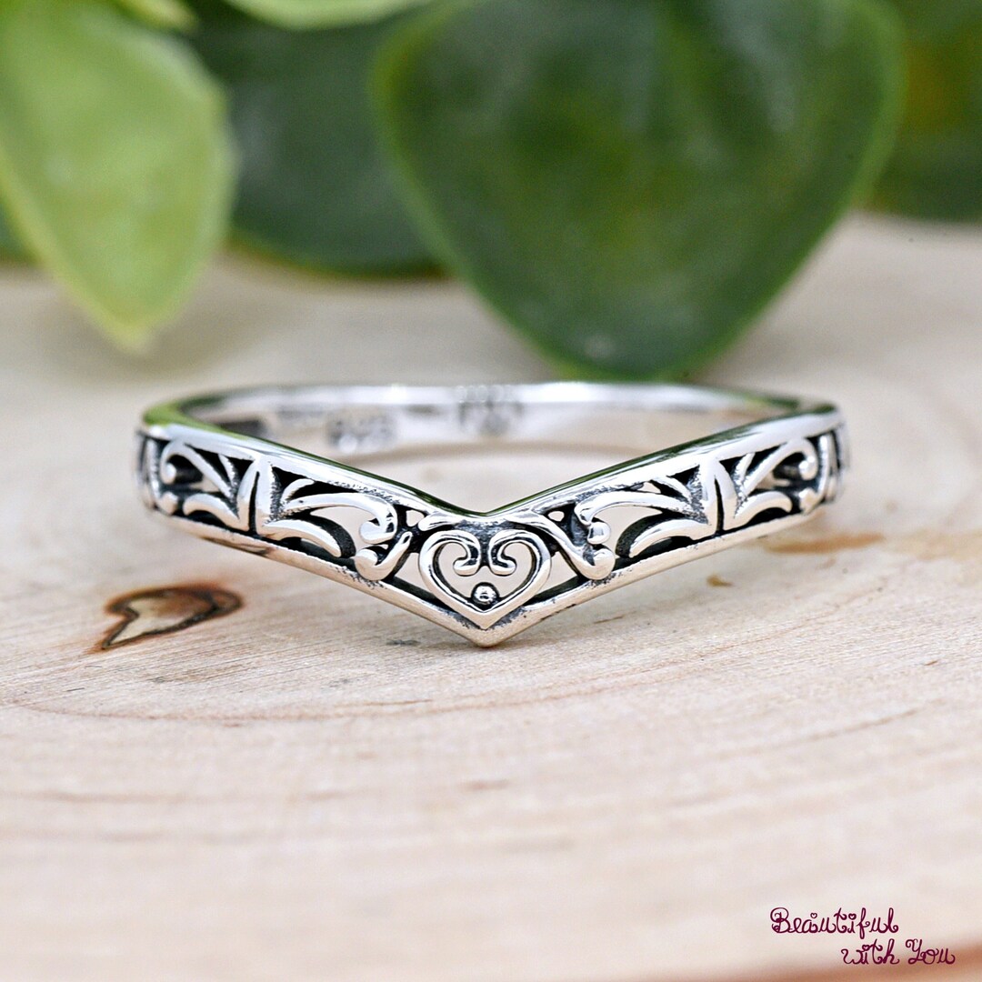 Filigree Tracery Design Midi Thumb Ring, Delicate Filigree Heart V ...