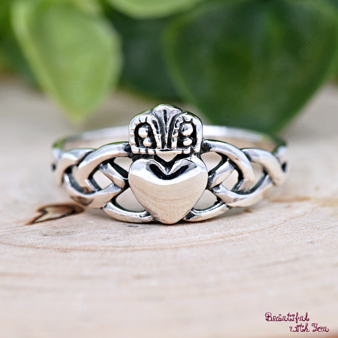 Heart Crown Claddagh Celtic Irish Knot Sides Silver Ring, 925 Sterling Silver Traditional ...