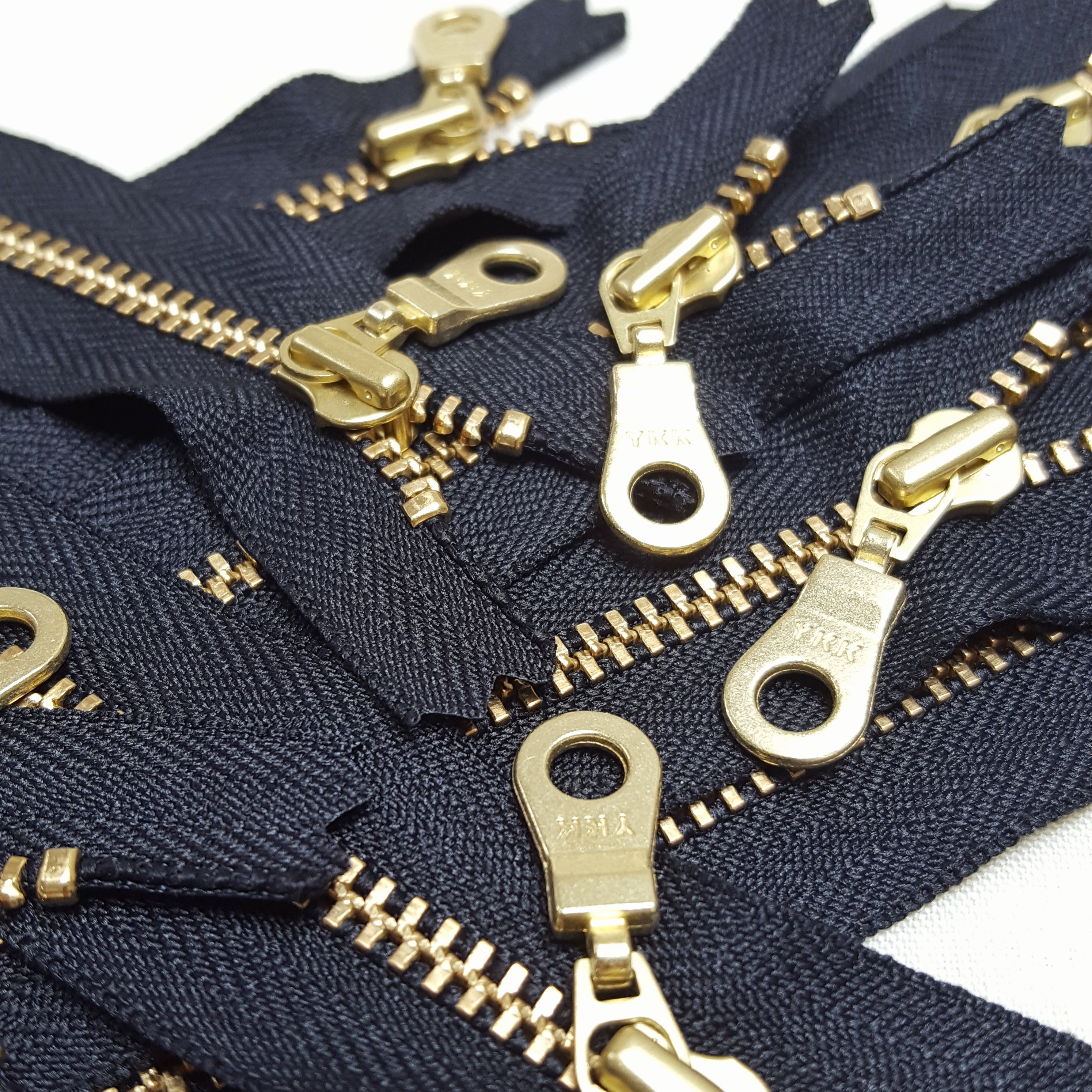 YKK BLACK 580 GOLD Brass Zipper 10 13 15 18 20 23 25 28 30 | Etsy