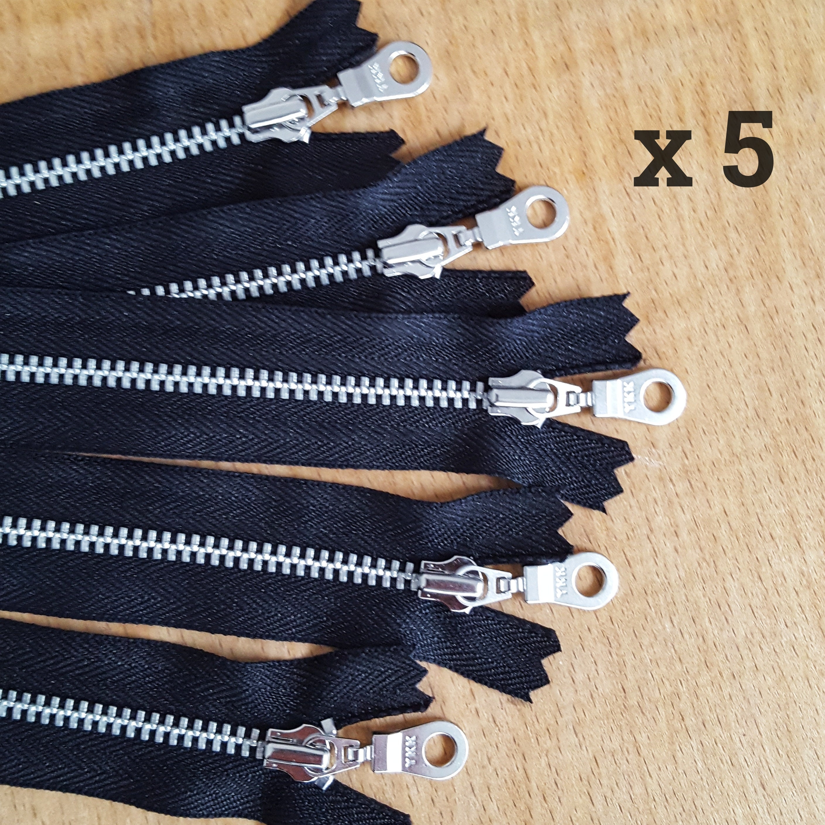 YKK BLACK 580 SILVER Zipper Doughnut Pull pack of 5 - Etsy