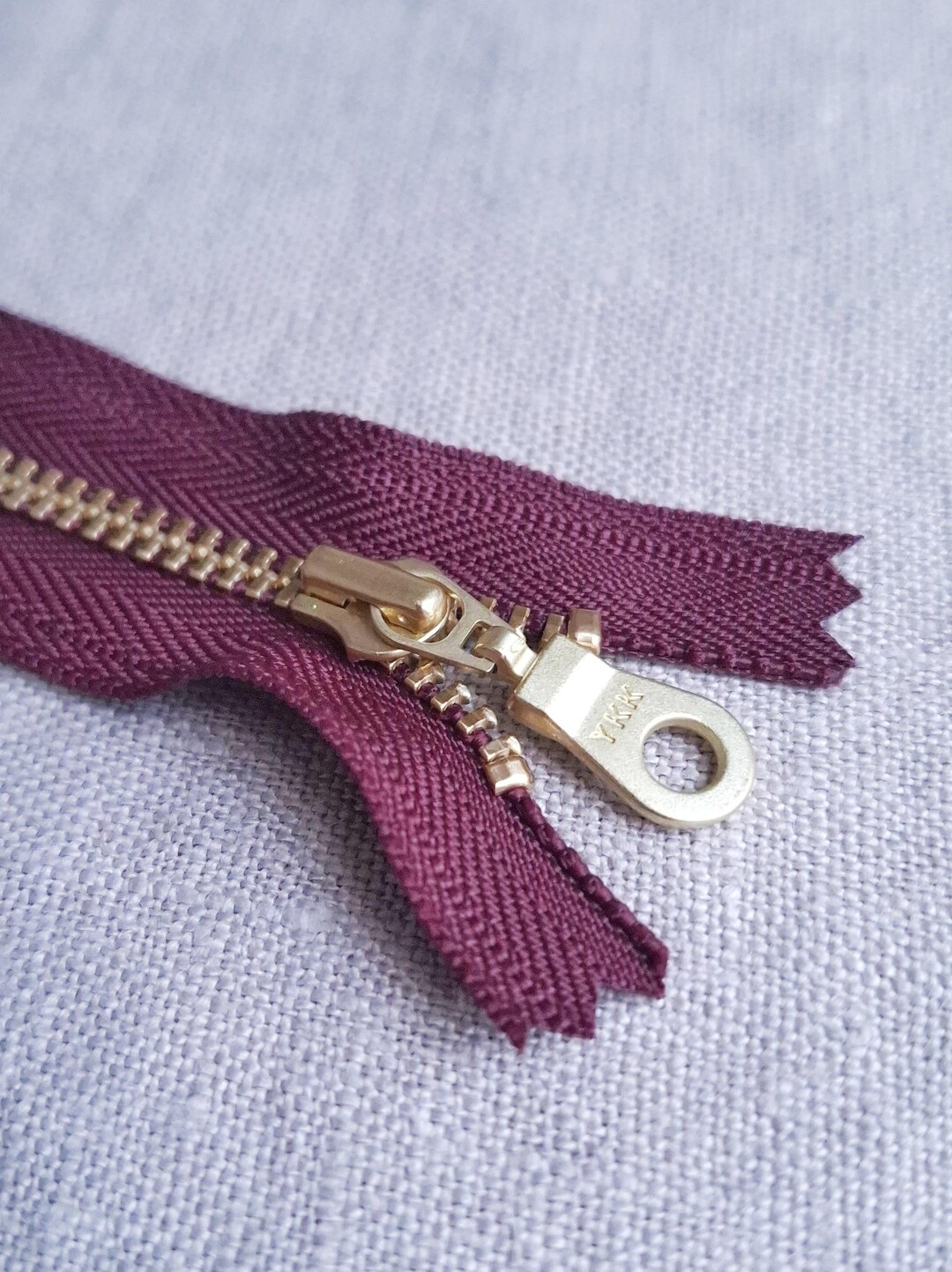 YKK Gold Brass & Burgundy Zipper, #3 Donut Pull, 11" Recycled Tape - Etsy