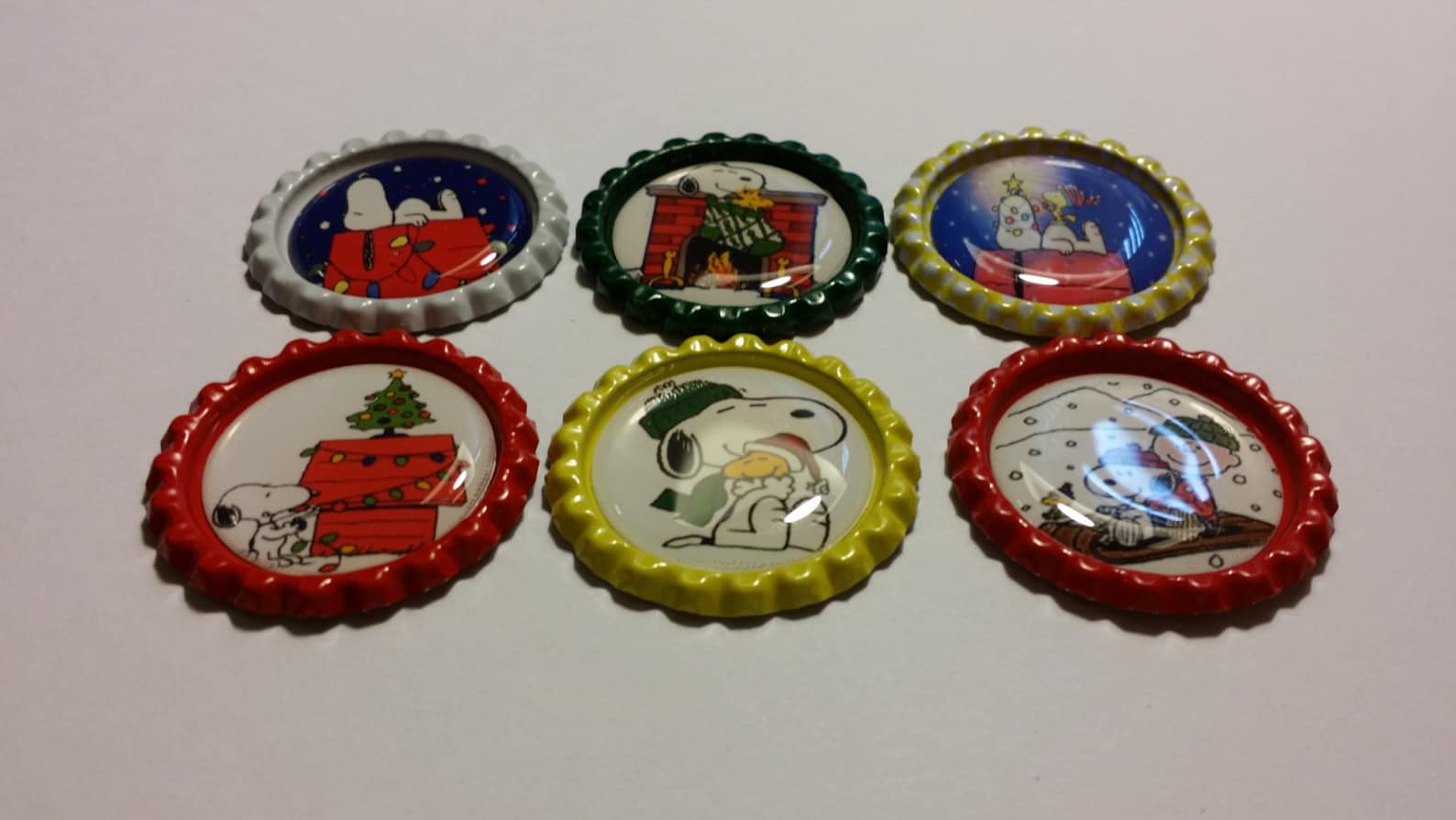 Set of 6 Peanuts Snoopy Christmas Themed Finished Bottle Caps - Magnets ...