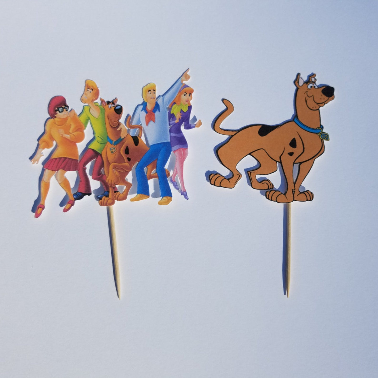 Set of 12 Scooby Doo Themed Cupcake Toppers | Etsy