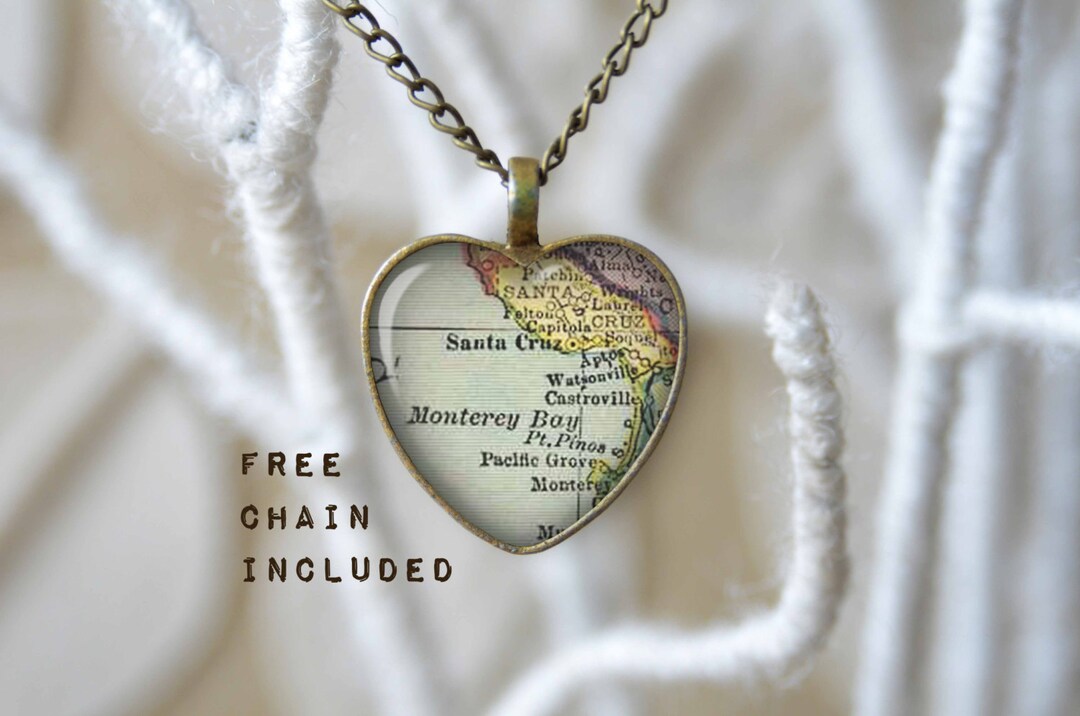 Santa Cruz Heart Shape Vintage Map Necklace. Romantic Gift Pendant ...