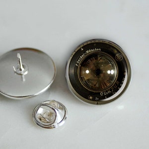 Old Camera Lens Image Tie Pin, Lapel Pin, Cap Pin 20mm, Photographers ...