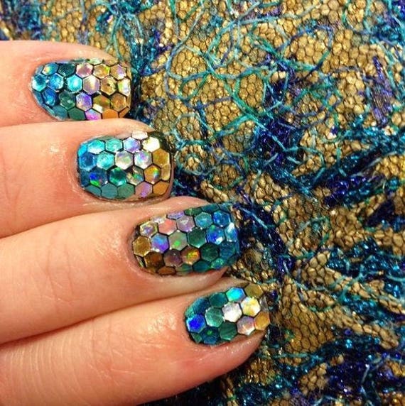 Fish Scale Nail Art
