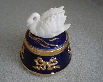 Swan music box | Etsy