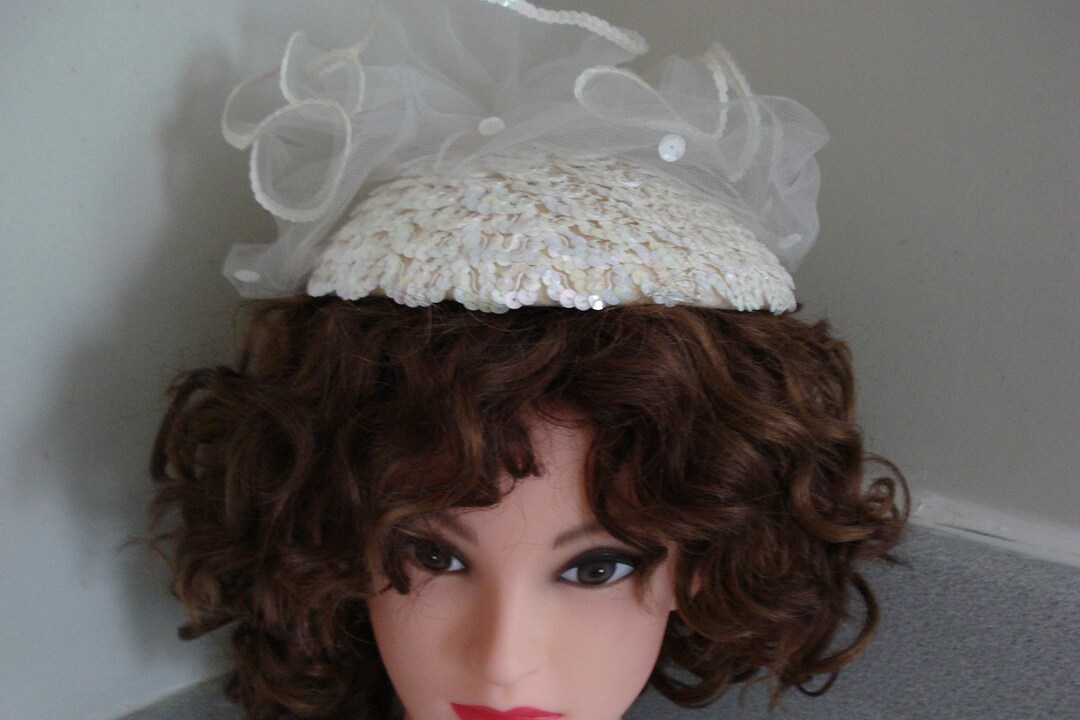 VINTAGE FASCINATOR Hat / BRIDAL White Sequins & Large Netting Bow W ...