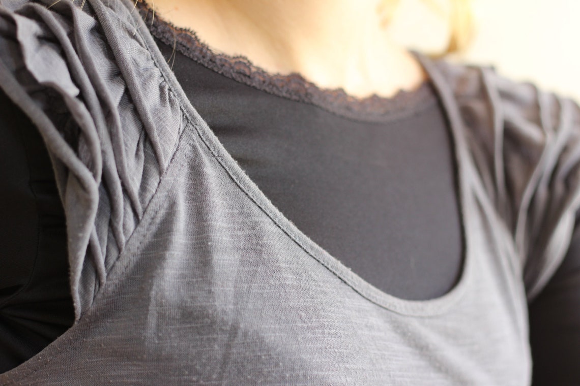 Crop Top ,high Cut Model , Modest Clothing, Modesty Panel, Modest ...