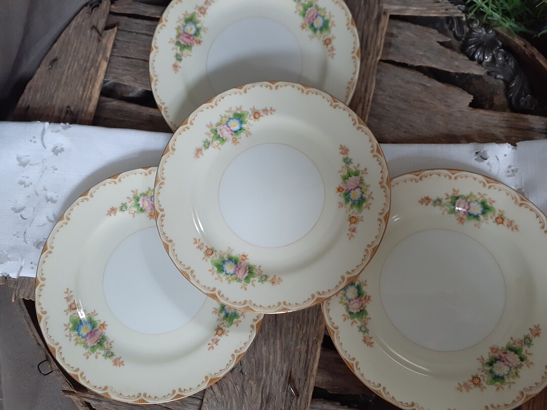 MTK Japan B&B Plates 'spencer Set of 4- Pink Blue Flowers White Yellow ...
