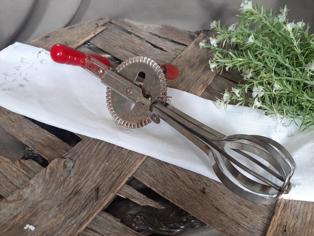 Vintage Hand Mixer Egg Beaters W/ Red Wood Handles - High Speed Center ...
