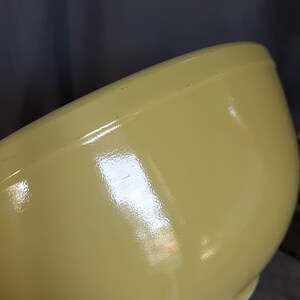 Pyrex Primary Mixing Bowl Yellow 10 Largest of Set 404 Old Mark ...